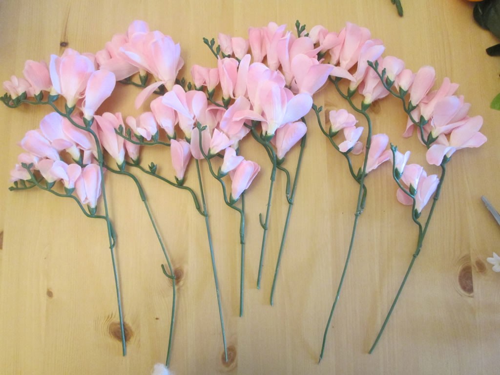 A Spring Wreath Tutorial Tea And A Sewing Machine