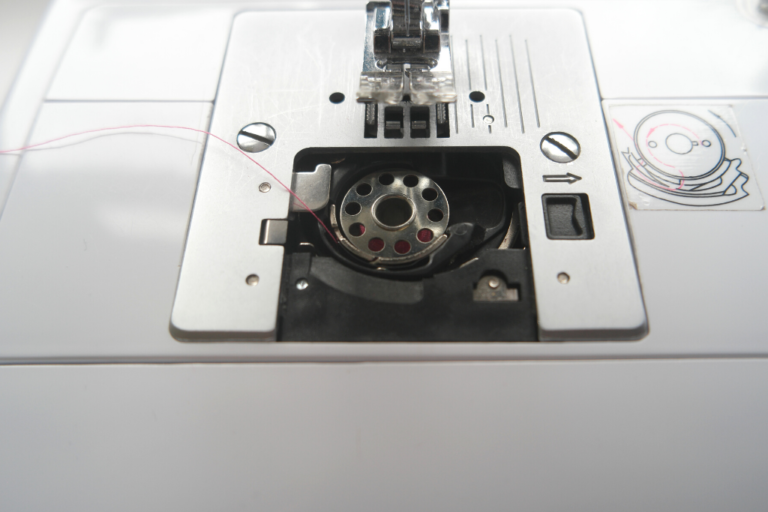 Making Friends With Your Sewing Machine: How to Set Up Your Sewing ...